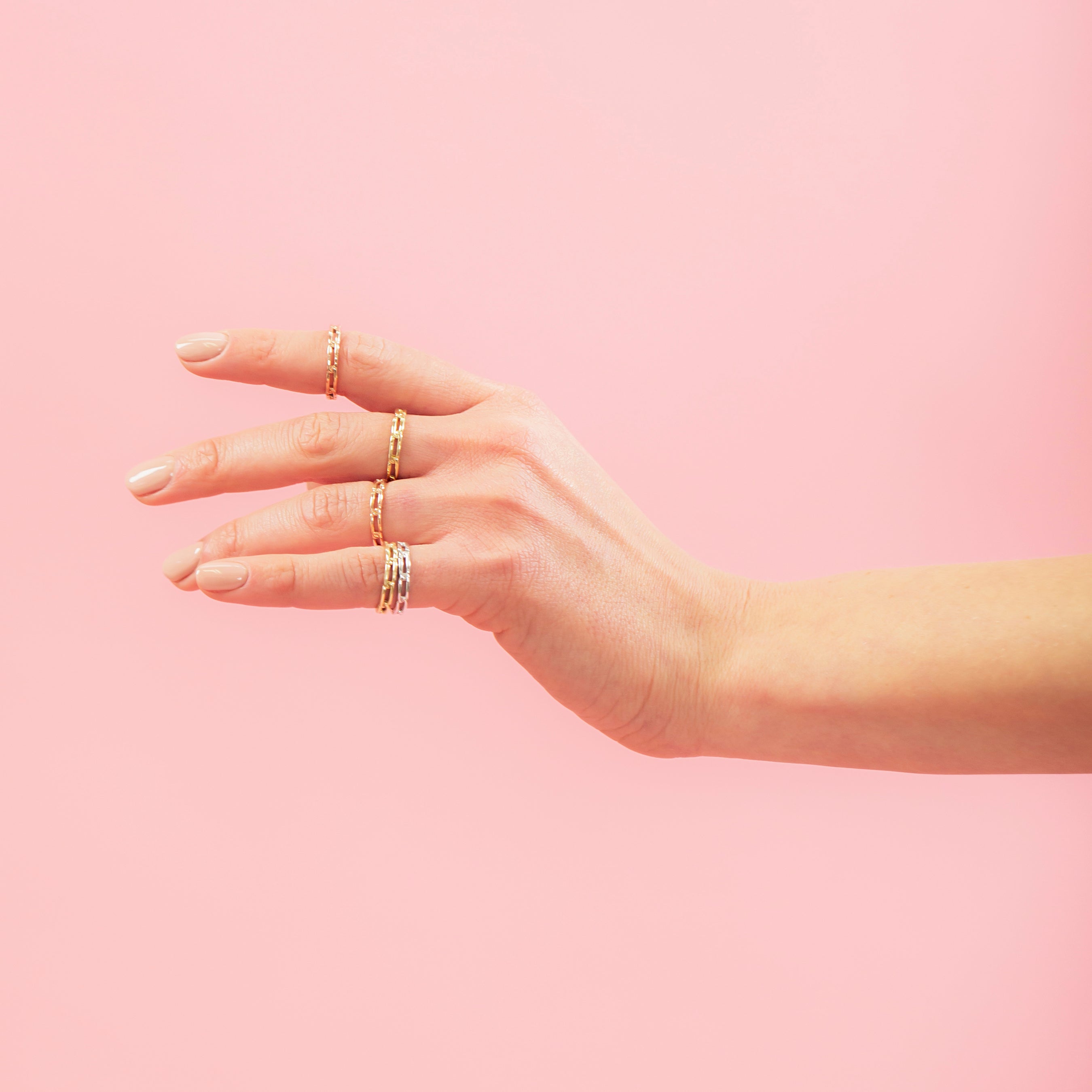 Link Ring – Maya Brenner